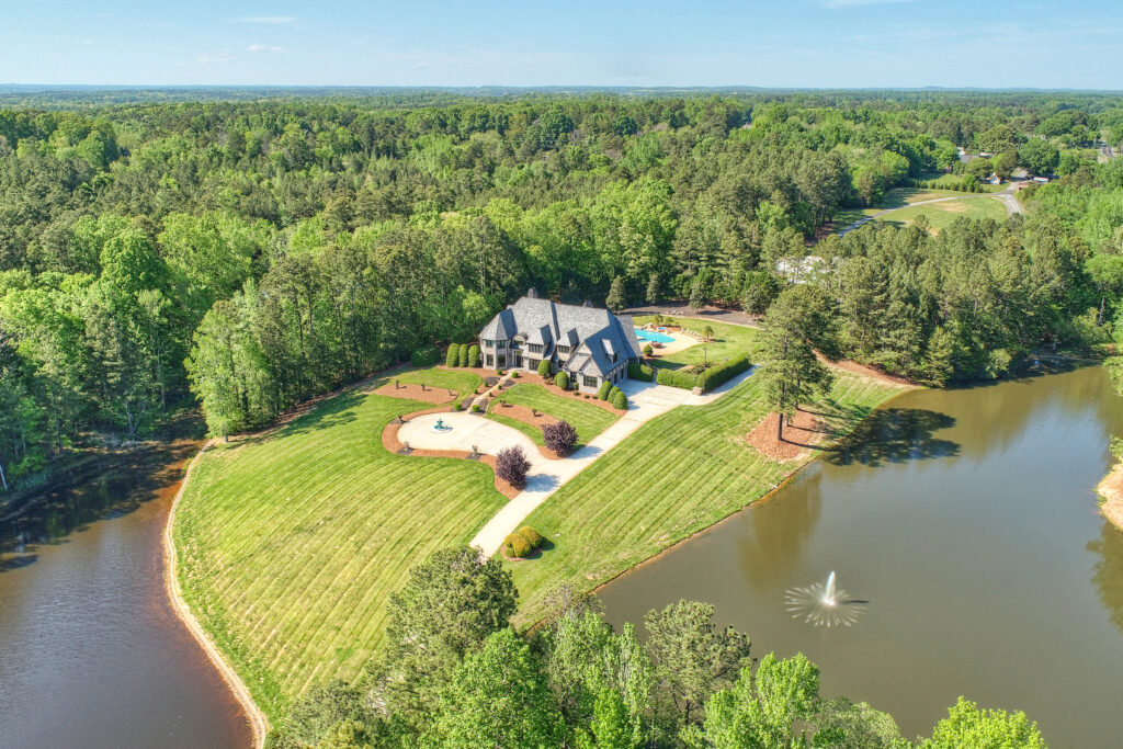 NASCAR Champ and Miss North Carolina List 53 Acre Concord Castle For $5 ...