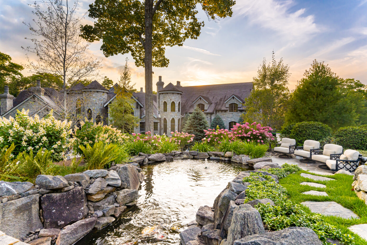 Historic Sale: $16 Million Castle Just Became The Highest-Ever Home ...